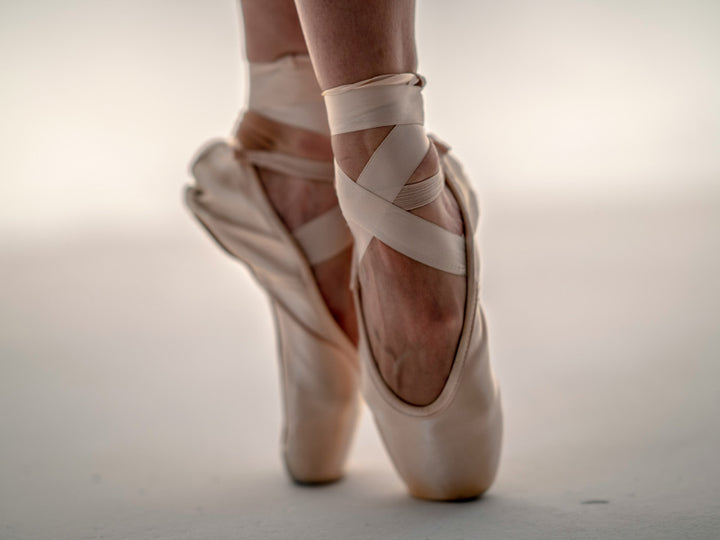 Cadense Adaptive Shoes for Foot Drop - Mobility & Support